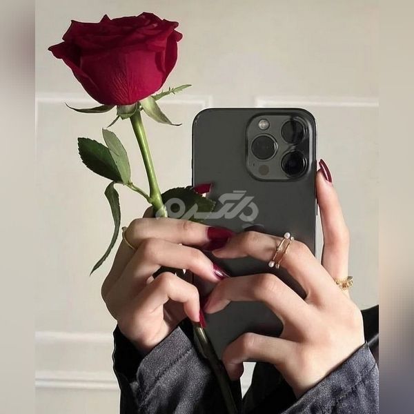 پروفایل جدید ۱۴۰۲ نمونه عکس های جدید برای پروفایل واتساپ دخترونه