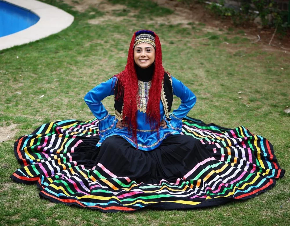 بیوگرافی آزاده صمدی/ زندگی شخصی و هنری از ازدواج با آقای بازیگر تا ...