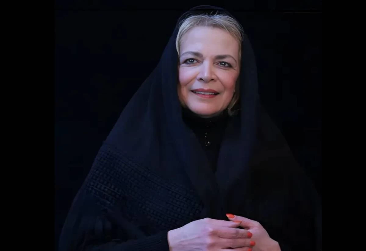 شعر مورد علاقه بیتا فرهی روی سنگ مزارش حکاکی شد عکس