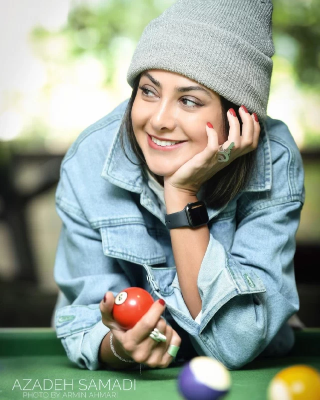 حضور آزاده صمدی و هومن سیدی در برنامه تحویل سال ۱۵ سال پیش / ویدیو